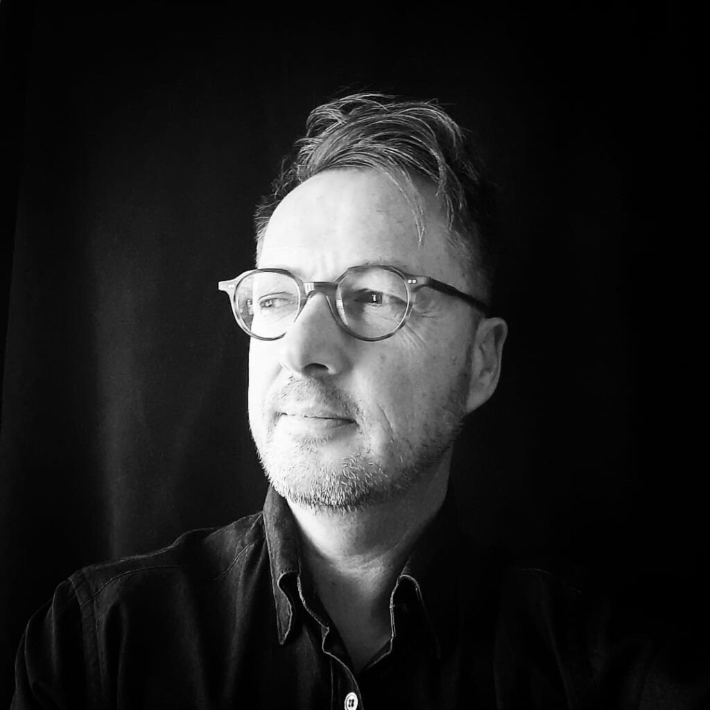 Henk Serfontein | Artist by Axis Art Gallery